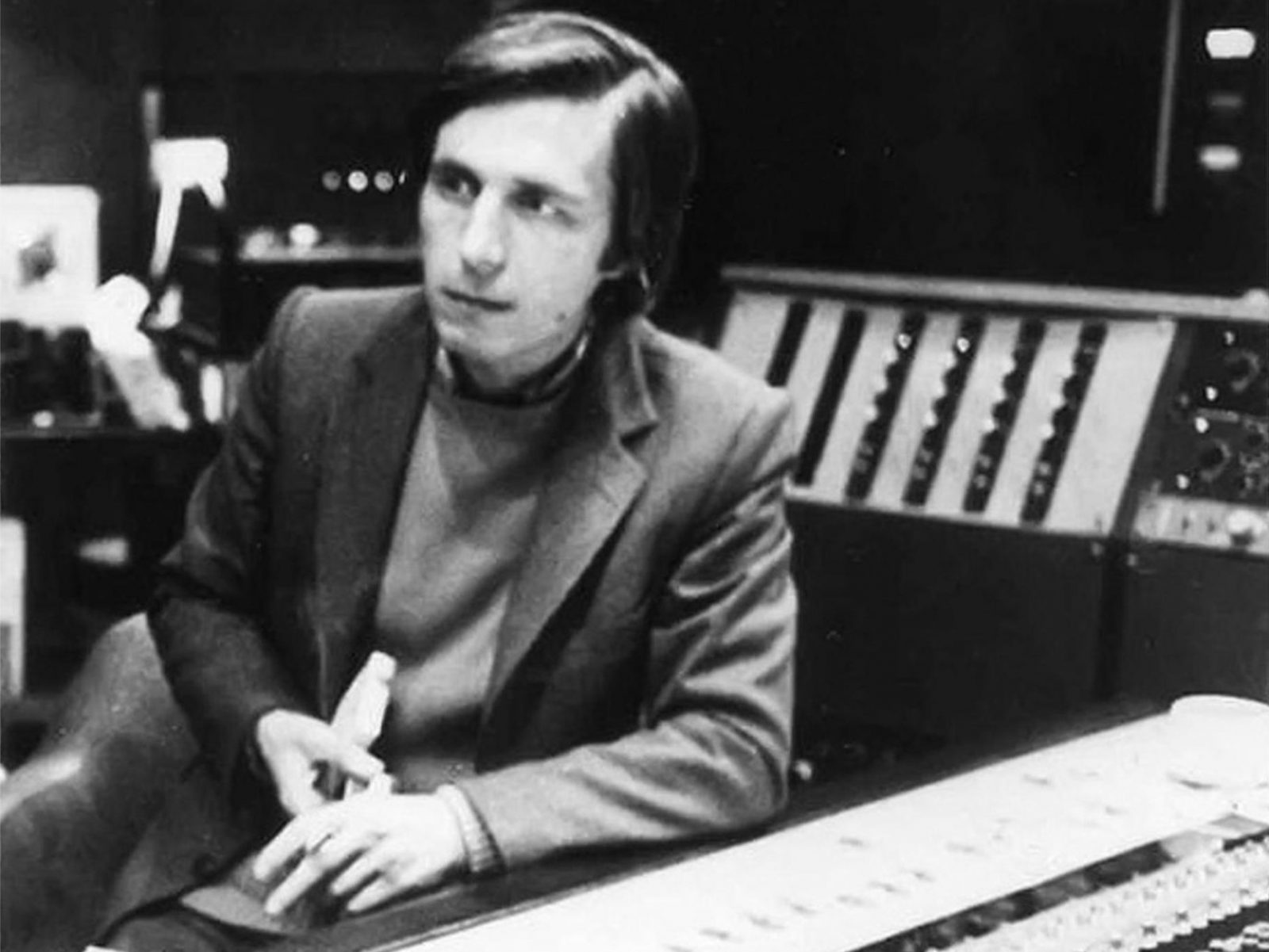 Άλκης Αλκαίος: Τραγούδια που ζούνε για πάντα - Marginalia